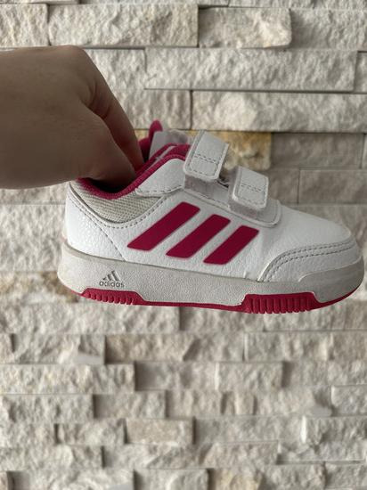 Adidas patike za devojcicu 22