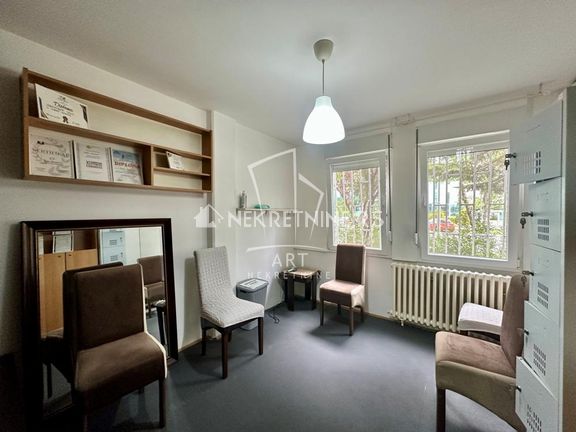 Carina, Bulevar Zorana Đinđića, uknjižen ID#10834