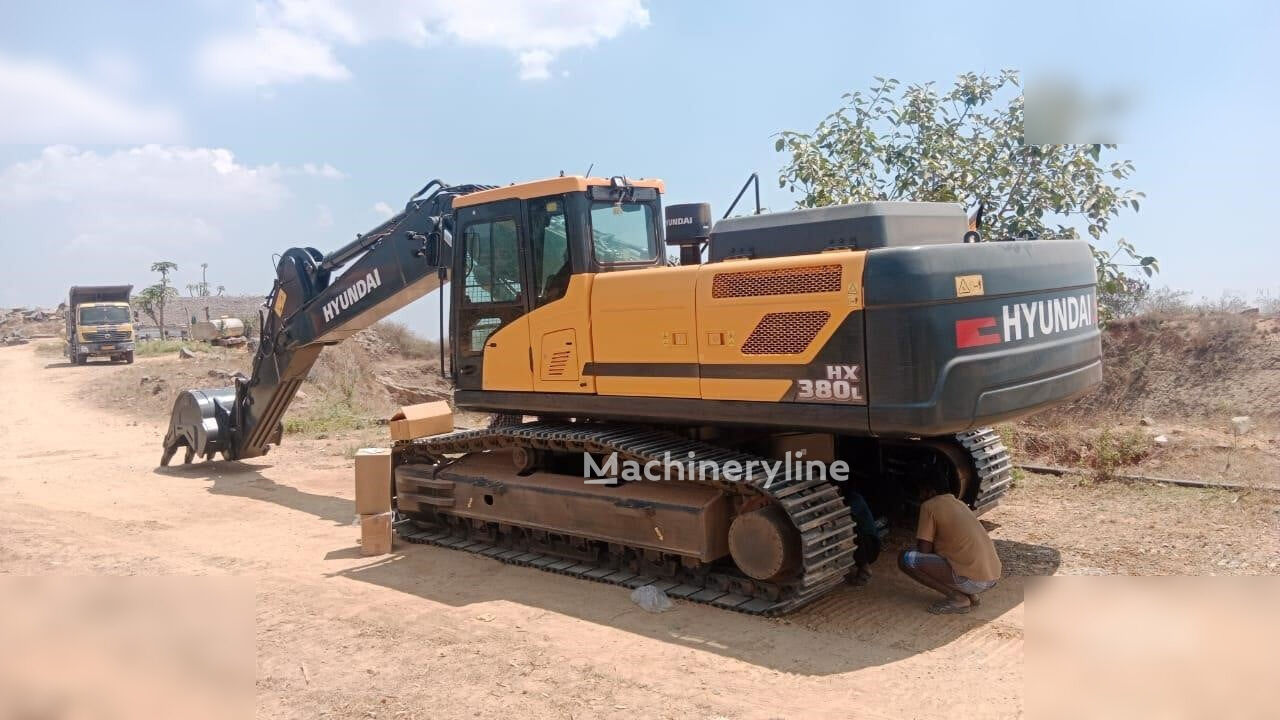 Novi Hyundai HX380L bager guseničar