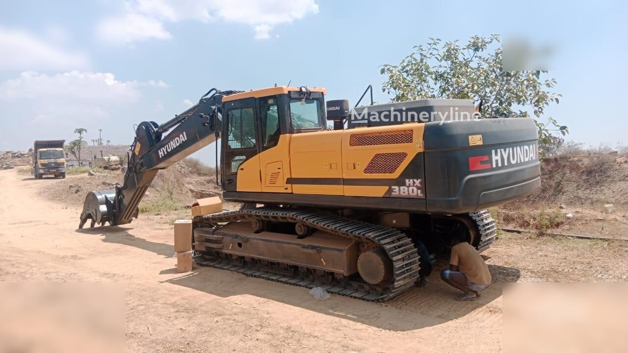 Novi Hyundai HX380L bager guseničar