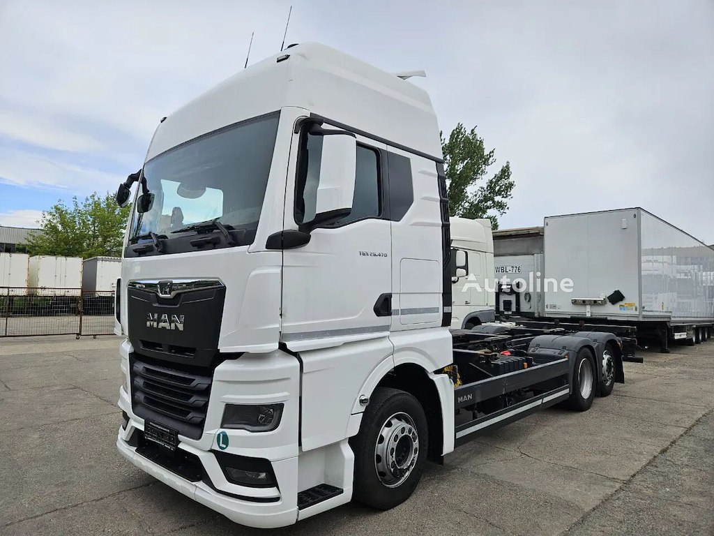 MAN TGX 26.470 XXL BDF 6x2 2 units, NAVI, Lift Axle C vozilo za prevoz kontejnera