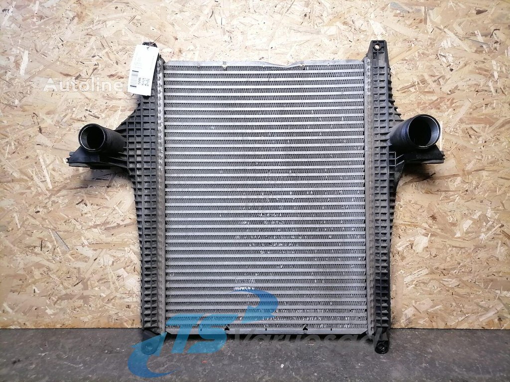 MAN Intercooler radiator 81061006556 interkuler za MAN TGM 18.240 tegljača