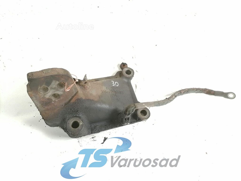 Scania Engine bracket 1757738 držač motora za Scania R440 tegljača