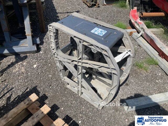 Volvo Adblue tank beslag - Volvo 22080280 - Volvo 22080281 AdBlue rezervoar za kamiona