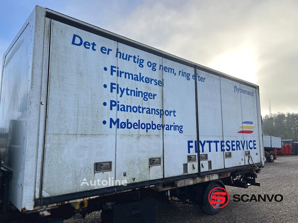 Schmitz Cargobull 7450 karoserija furgona