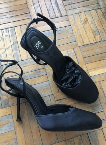 Zara cipele 39 snizene na 2000