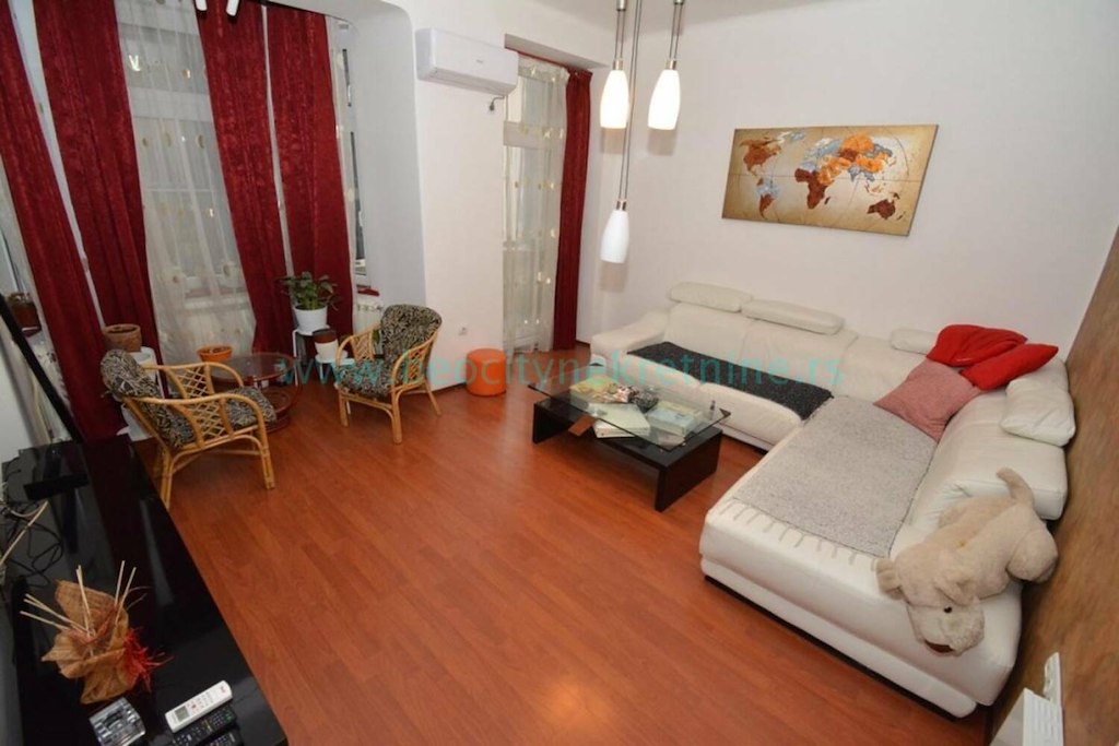 Vračar, Cvetni trg, Mišarska, 3.0, 83m2, 1100EUR