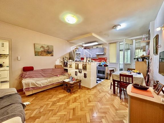 Dorćol, 1.5 stan,mereno 50m2 ID#9263