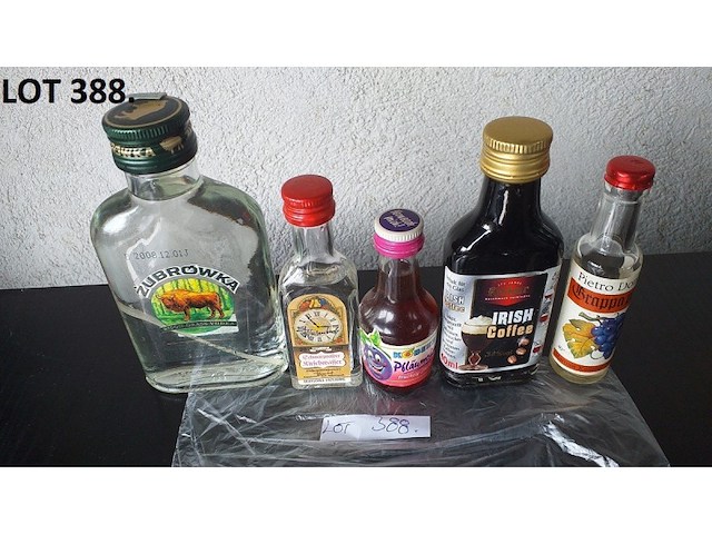 Unučići čokanji male flašice minibottle fraklić LOT.388