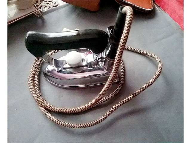 OMEGA pegla za putovanje iz1958-e god.