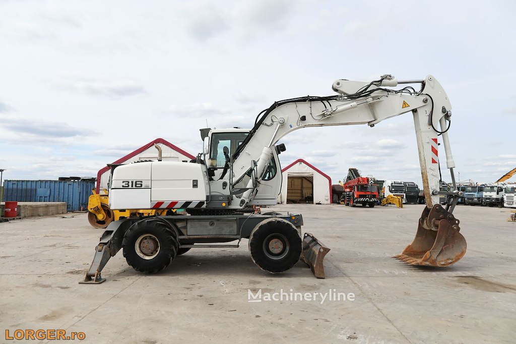 Liebherr A316 Litronic bager točkaš