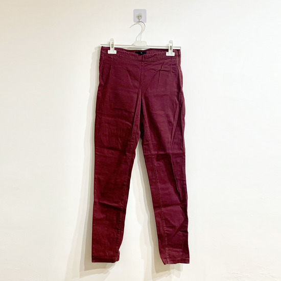 138. H&M bordo pantalone farmerke