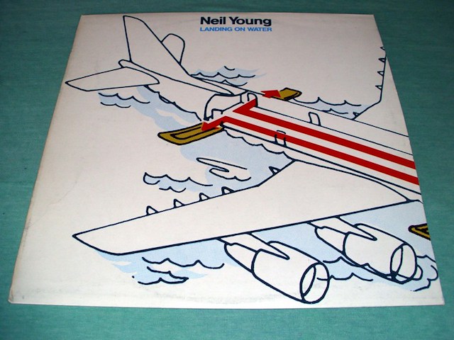 NEIL YOUNG – Landing On Water