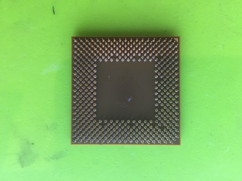 AXMD1800FQQ3B