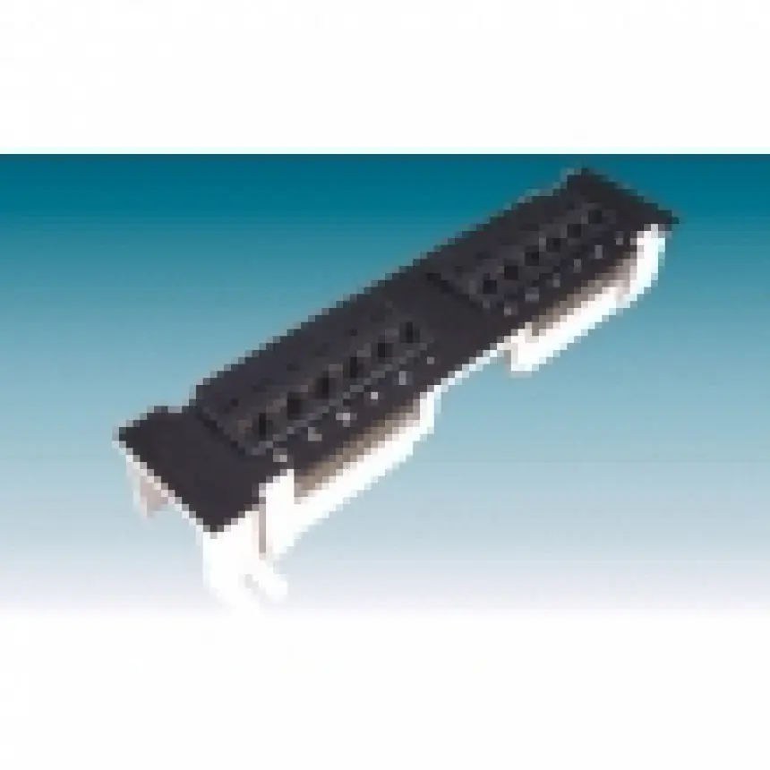 Patch panel nazidni sa 12 RJ-45 UTP kat. 5E, reglete 110 standard (fiksni portovi)