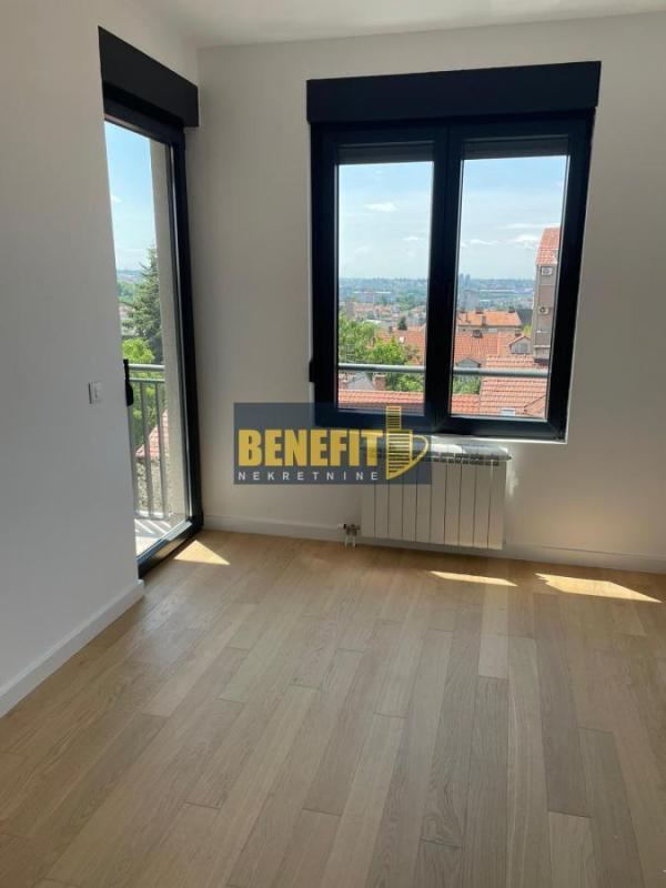 Trosoban stan na prodaju, 76m2, 213.000€