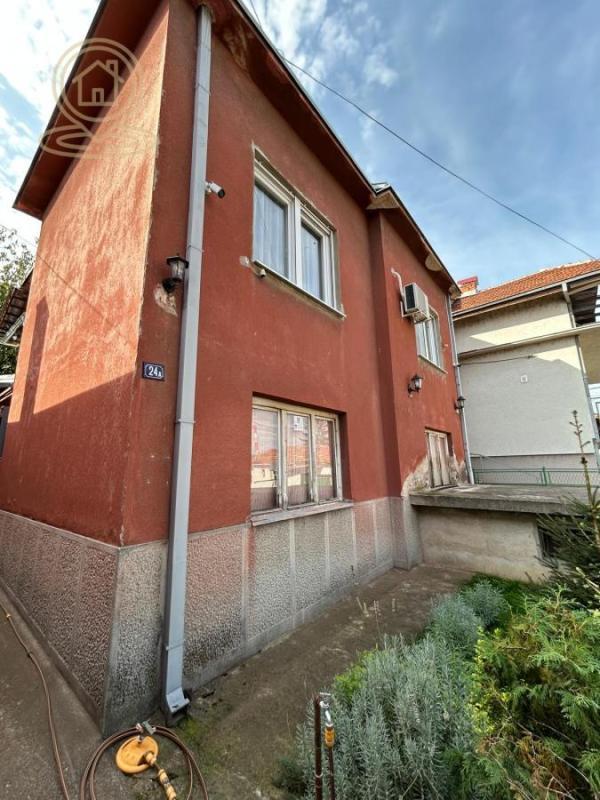 Kuća na prodaju, 130m2, 310.000€
