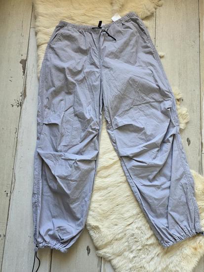 H&M pumparice cargo pantalone 36