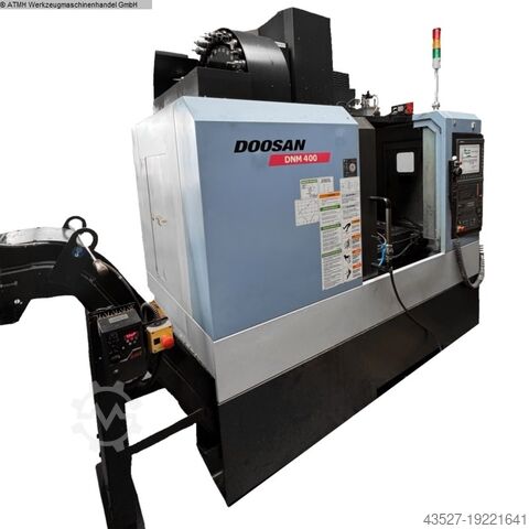 Machining Center - vertikalno
DOOSAN DNM 400