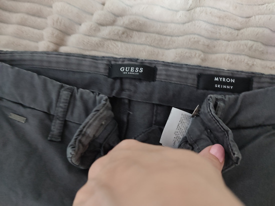 Guess muške pantalone
