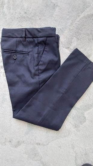 SNIŽENJE Nove pantalone 122