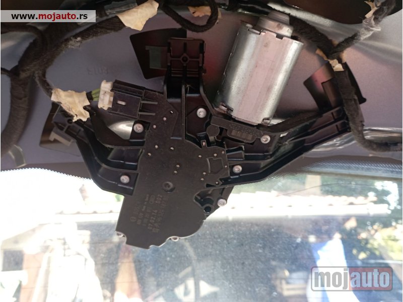 Motoric zasnjeg brisaca za Peugeot 207