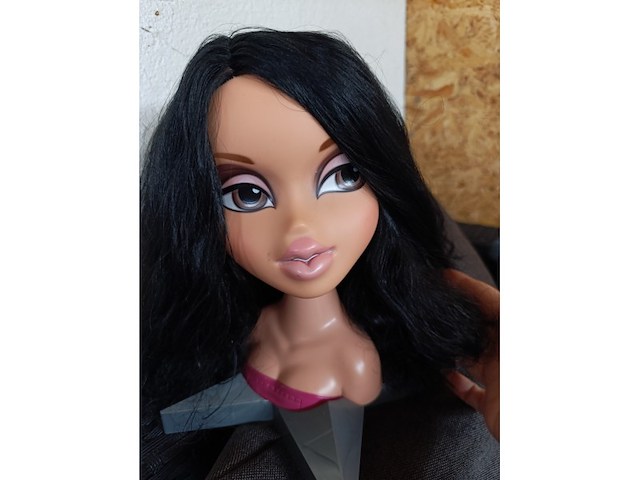 Bratz glava za frizure