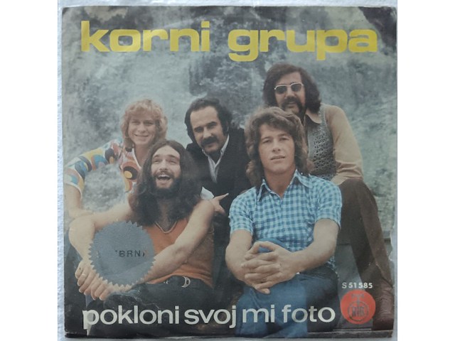 KORNI  GRUPA  -  POKLONI  SVOJ  MI  FOTO
