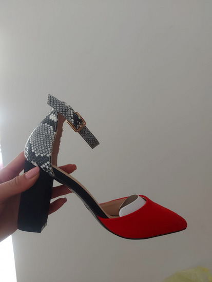 Cipele stikle