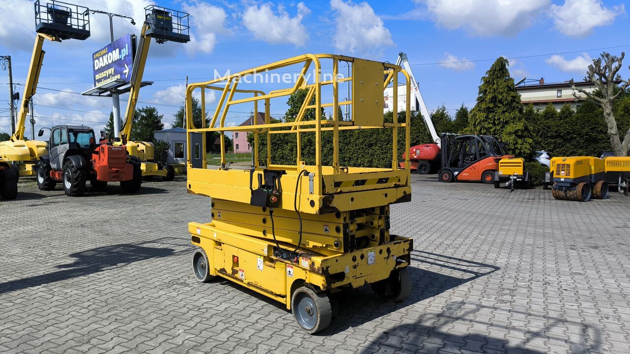 Haulotte Compact 10 makazasta platforma