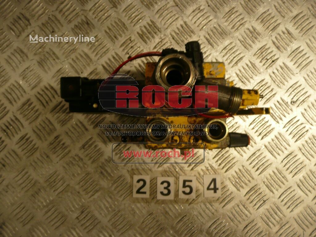 Danfoss 5333 030CO2743 6136 30C02747 157Z8635 030C02746 PVP 290BAR - 1 S hidraulični razvodnik za BOMAG BC671RB COMPACT kompaktora
