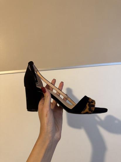 Leopard sandale stikla