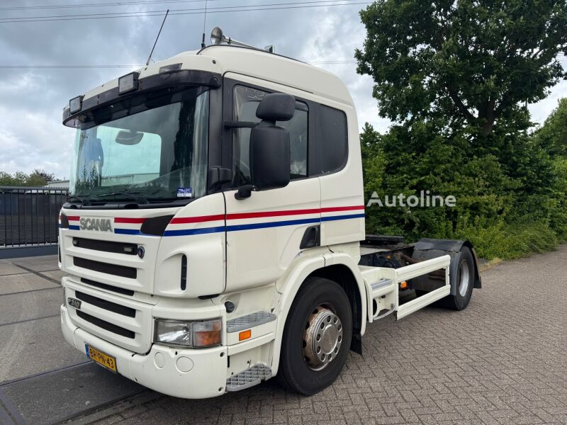 Scania P310 Euro 3 / Automatic 3 Pedals tegljač