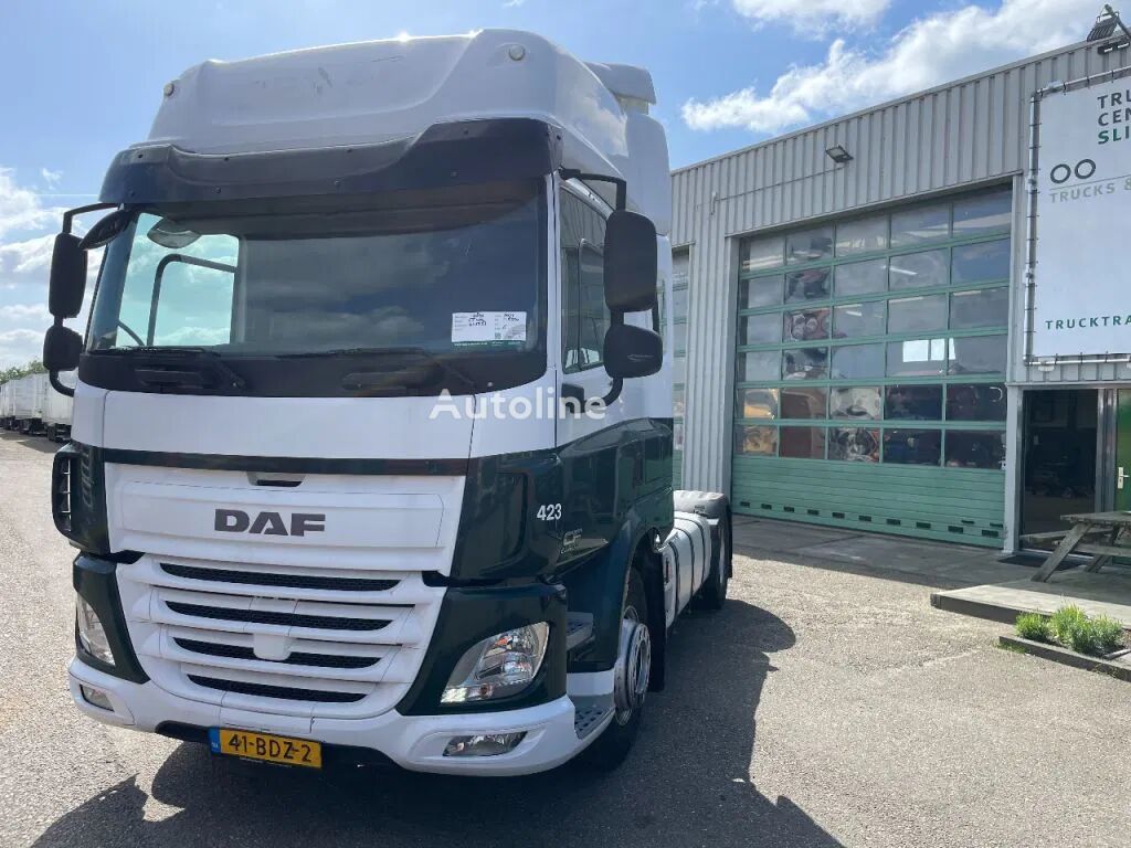 DAF CF 400 Euro 6/Sleepcabine/Dutch truck tegljač
