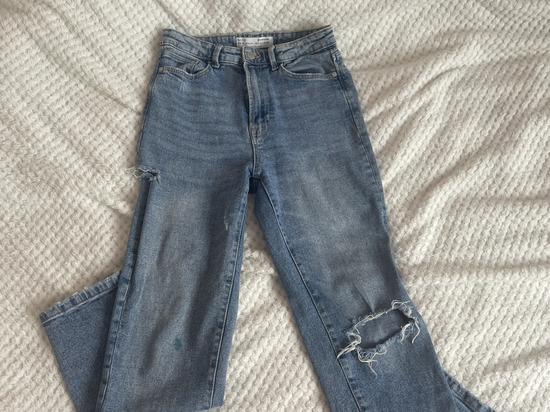 Farmerke Stradivarius (36) MOM SLIM