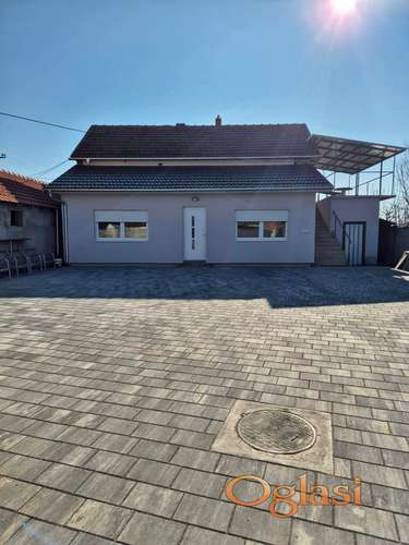 Prodajem kucu u Batajnici