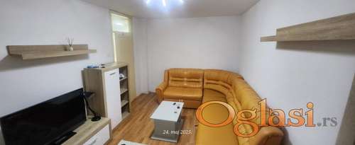PET FRIENDLY JEDNOSOBAN STAN LIMAN 3