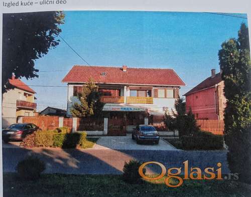 Stambeno poslovni objekat u Kaću