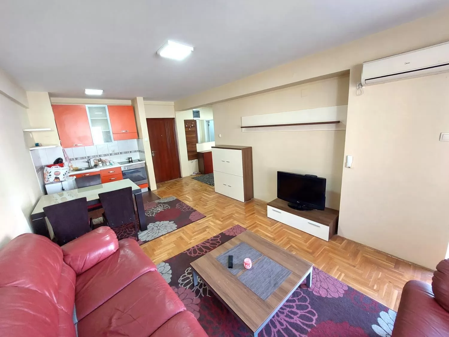 Stan,NOVI SAD,GRBAVICA,kv: 47, € 400, ID: 9101837