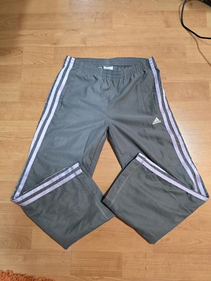 ADIDAS decija nova trenerka