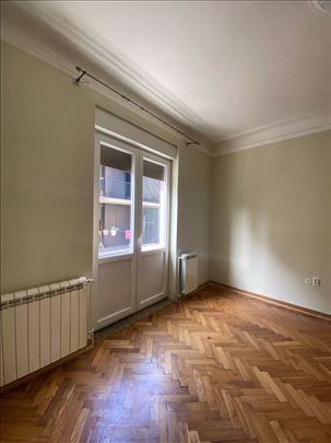 Lipov lad, renoviran, salonac, ID 24359