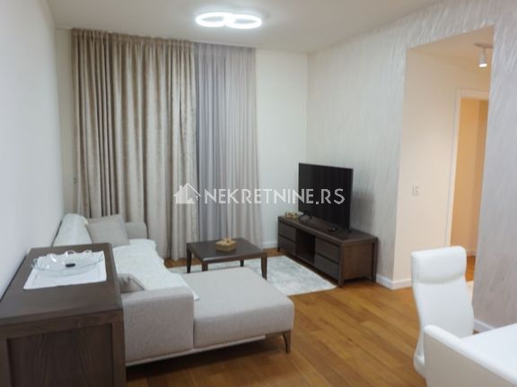 Extra lux opremljen stan - bez provizije