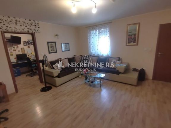 Vukova, Donji grad, Zemun ID#5973