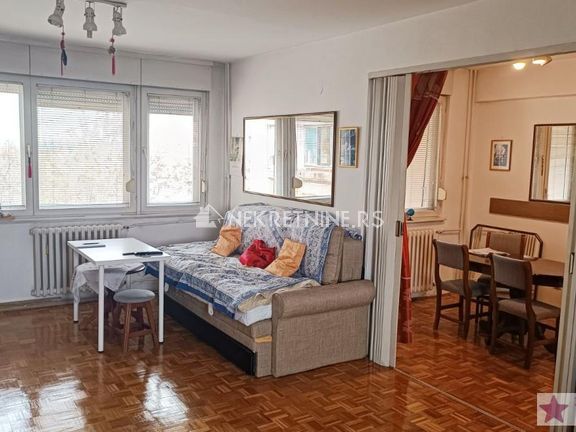 Čukarica, Žarkovo, Trgovačka, 101m2, Trgovačka
