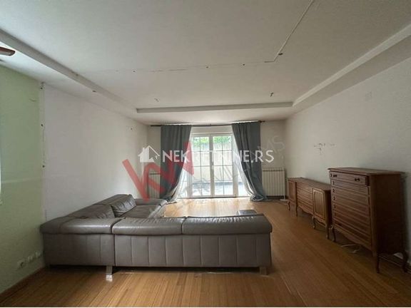 Stan 3.0, 86m2, Tikveška (Beograd), 250000e