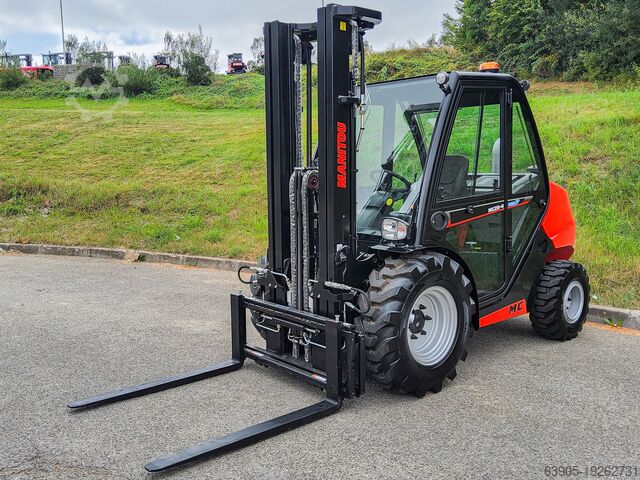 Viljuškari van puta
Manitou MC 25-4