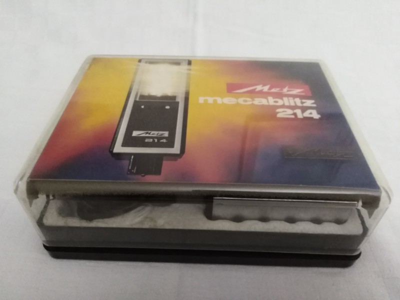 Metz Mecablitz 214 L28R