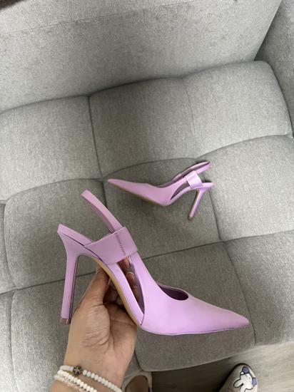 Zara stikle