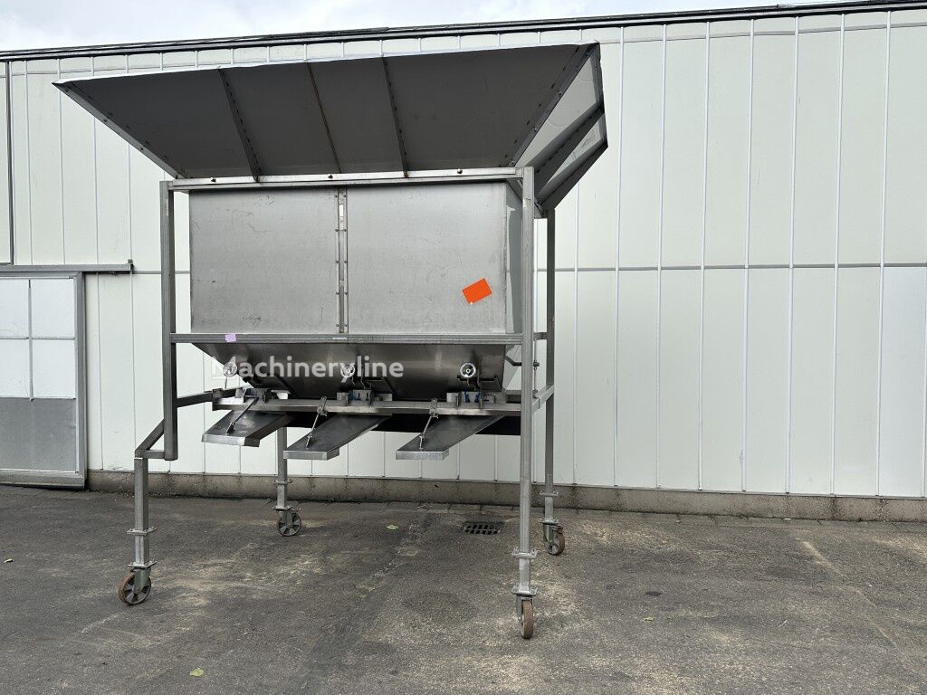 ACB poljoprivredni transporter