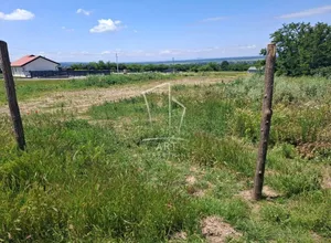 Prodaja Građevinsko zemljište - Beograd, Čukarica: Velika Moštanica - Ostružnica - Umka